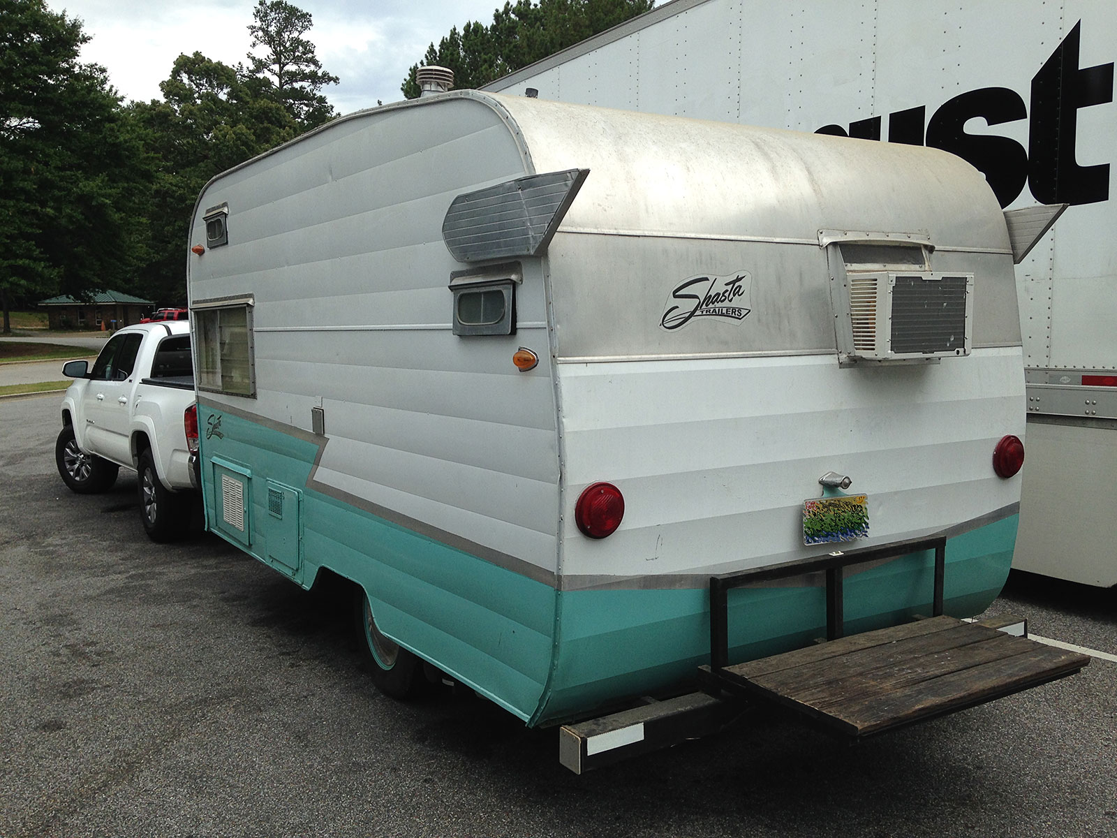 Vintage Shasta Trailers 1965 Shasta Vintage Camper Trailer RVs